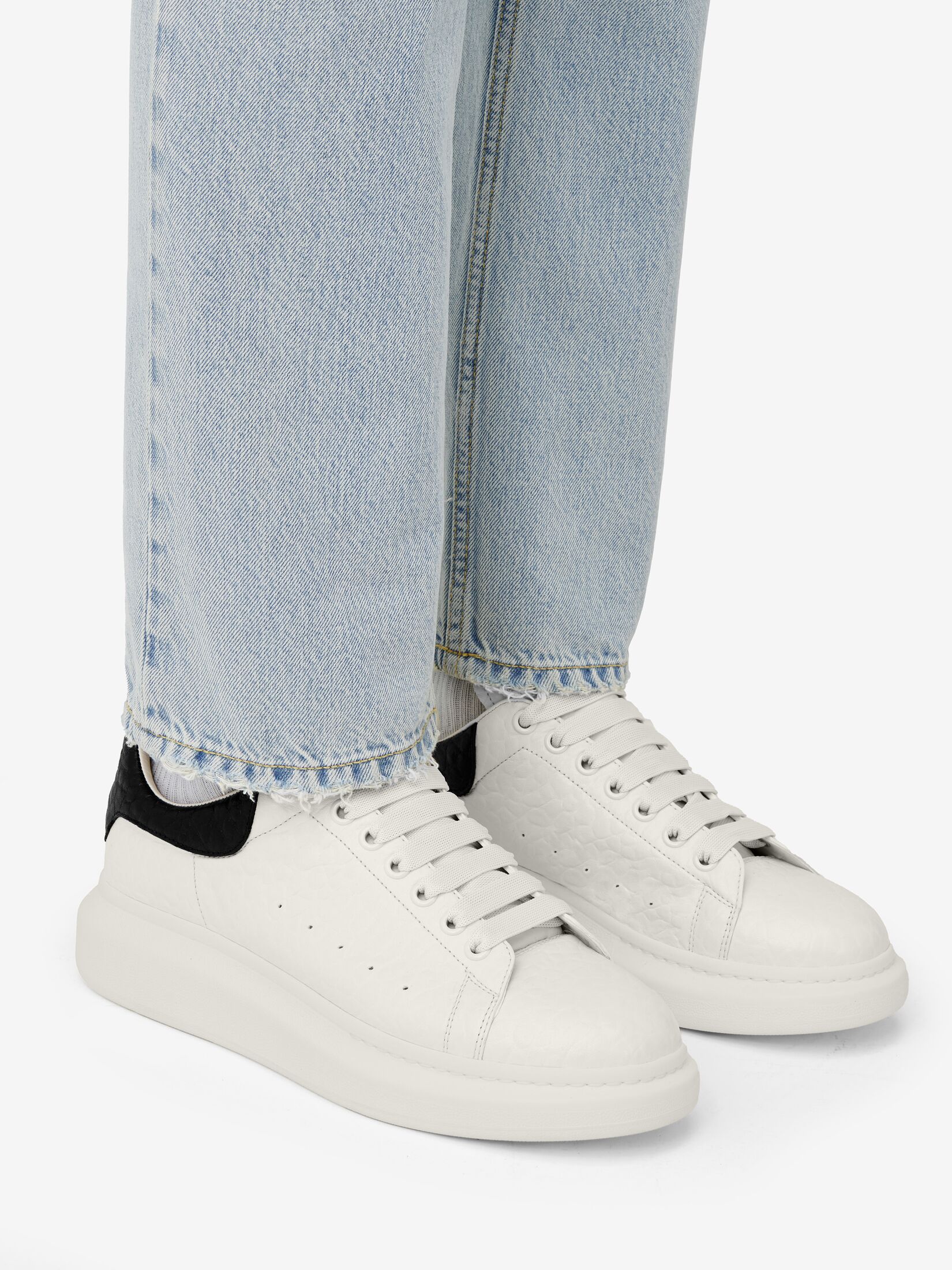 Men's Oversized Sneakers | Shoe Collection | Alexander McQueen UK